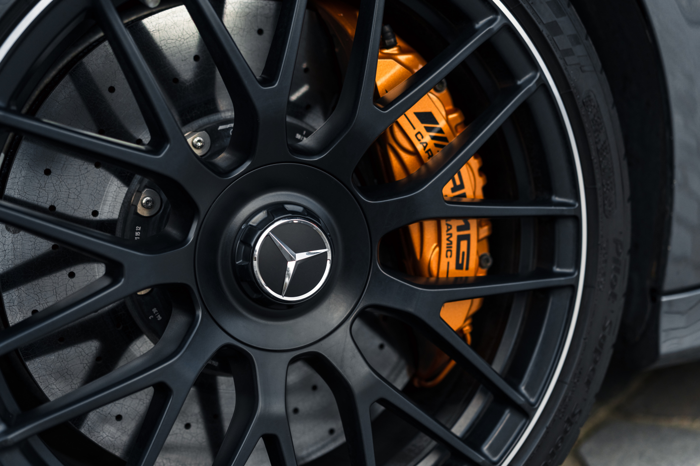 L'art de l'automobile | Mercedes C63 AMG S Break *Ceramic