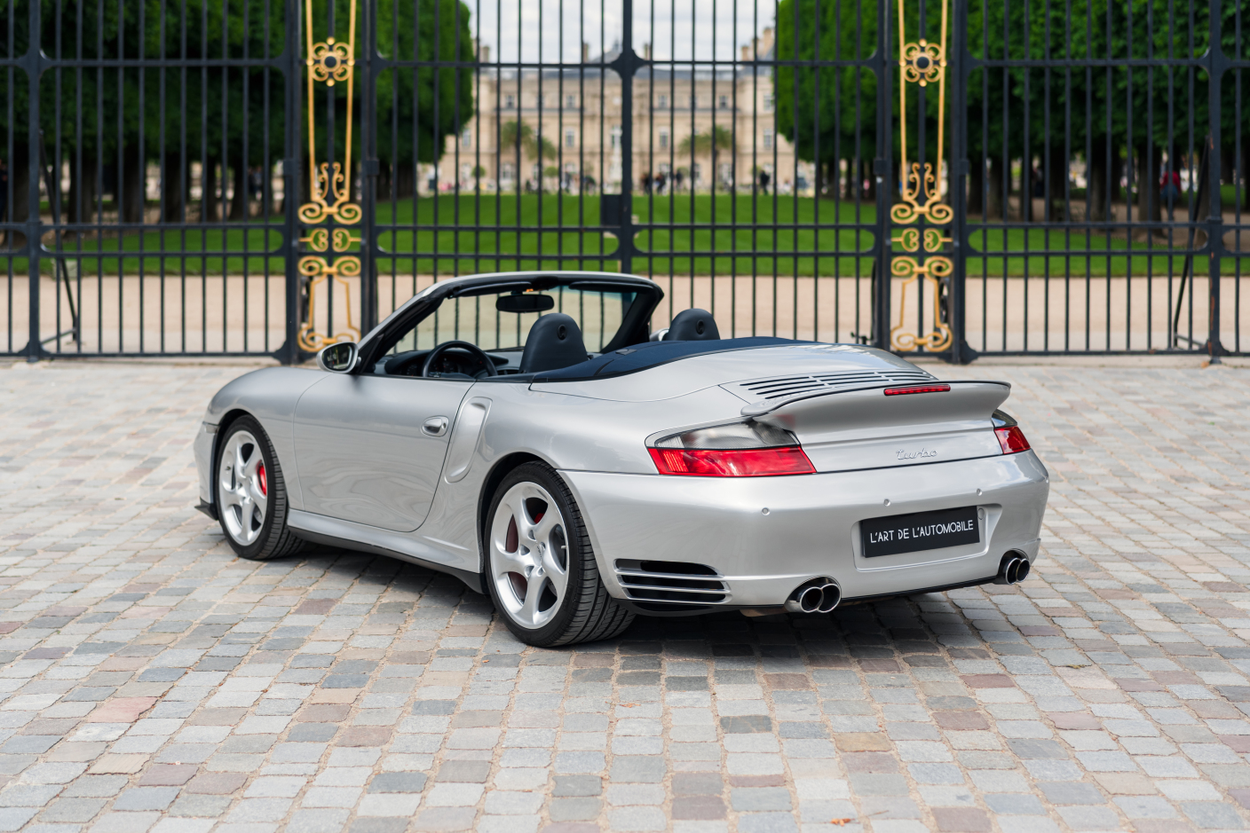 L'art de l'automobile | Porsche 996 Turbo Cabriolet *Low mileage*