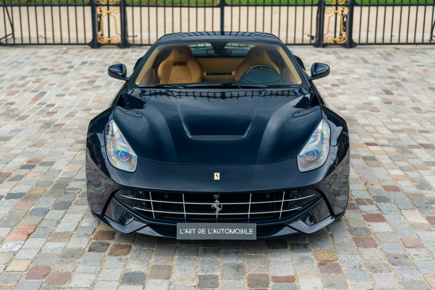L'art de l'automobile | Ferrari F12 Berlinetta *Nuovo Blu Pozzi*