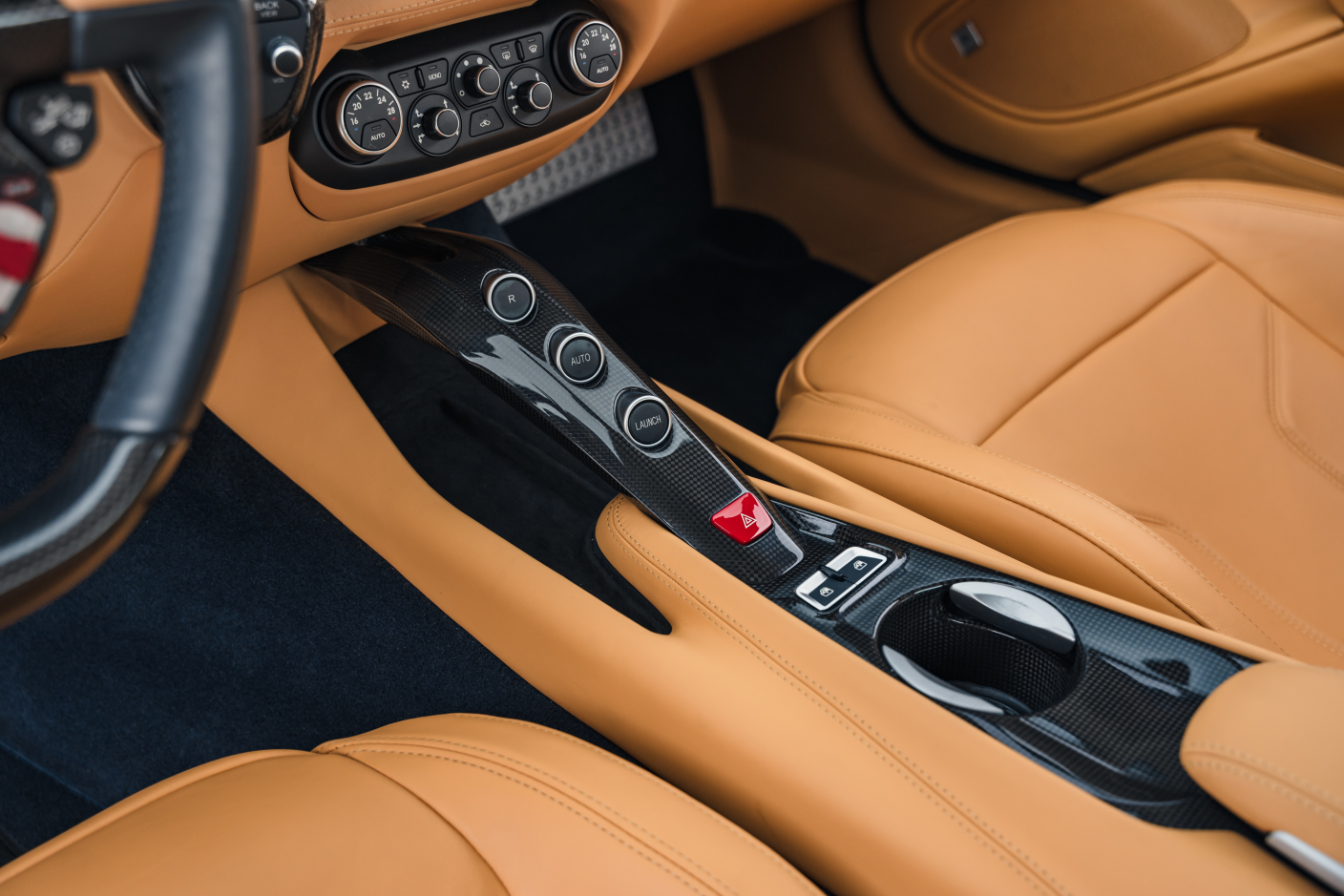 L'art de l'automobile | Ferrari F12 Berlinetta *Nuovo Blu Pozzi*