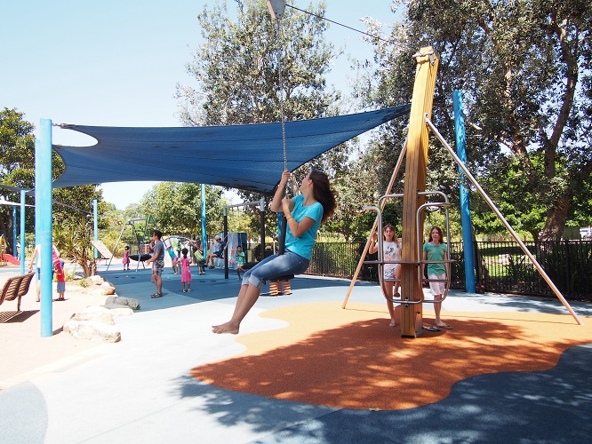Winnererremy Bay and Flying Fox Playground