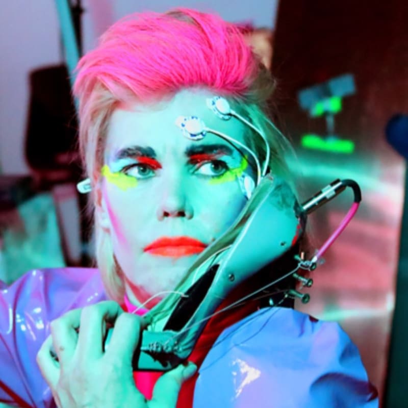 Alex Murray-Leslie: Visual artist from Australia - Biography & Wiki