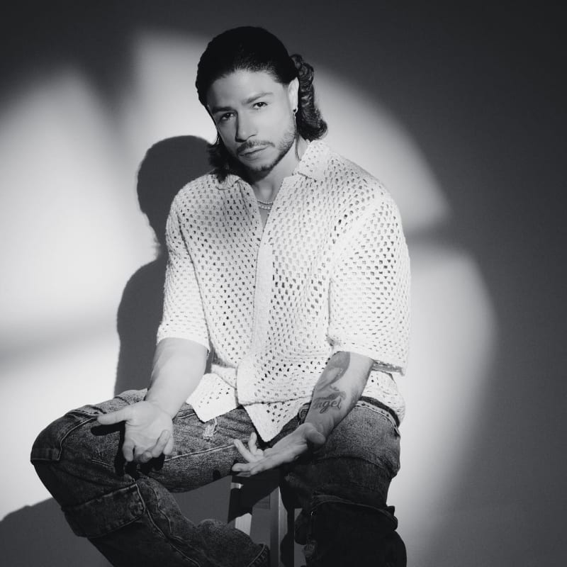 Daniel Calderón: Musician, Singer from Colombia - Biography & Wiki