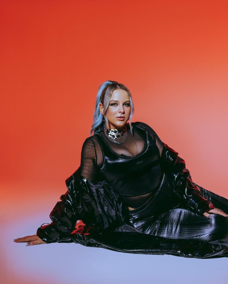 Emlyn: Musical artist, Singer from United States - Biography & Wiki