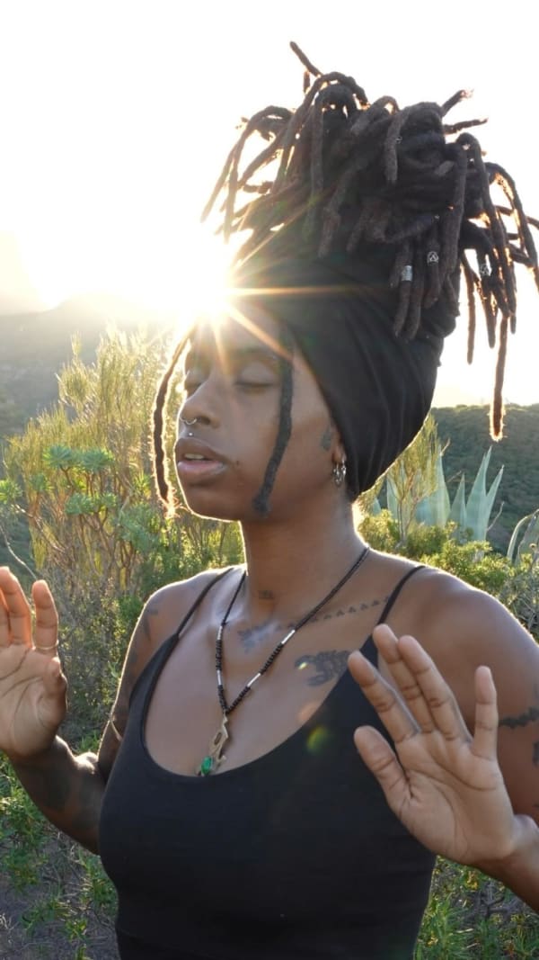 Chantress Seba: Musical artist, Singer from United Kingdom - Biography ...