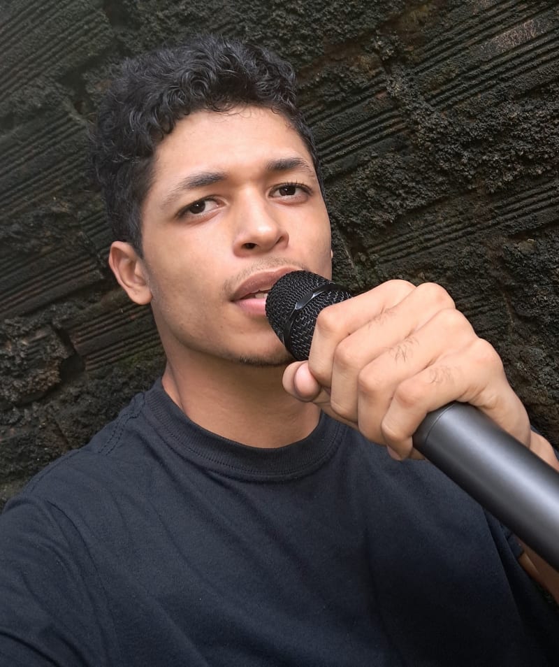 Whake: Singer, Songwriter, Beatmaker from Brazil - Biography & Wiki