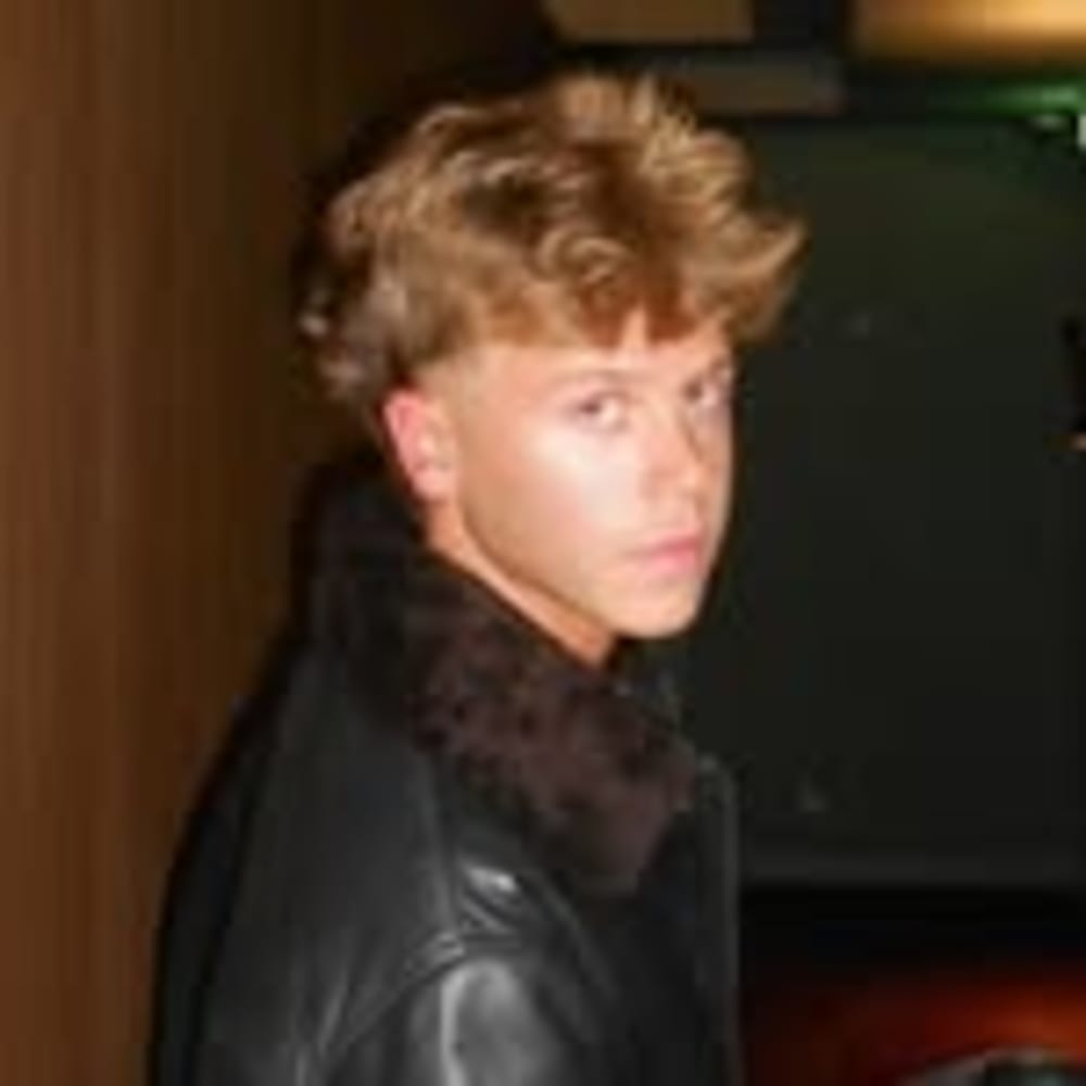 Hessel Hersmis: Model, Influencer, Stylist from Netherlands - Biography ...