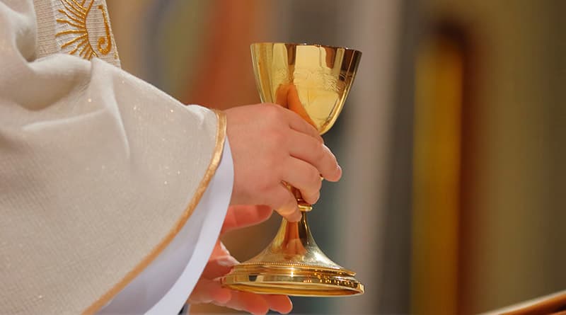 Da lunedì 18 maggio riprendono in Italia le messe con il popolo ...