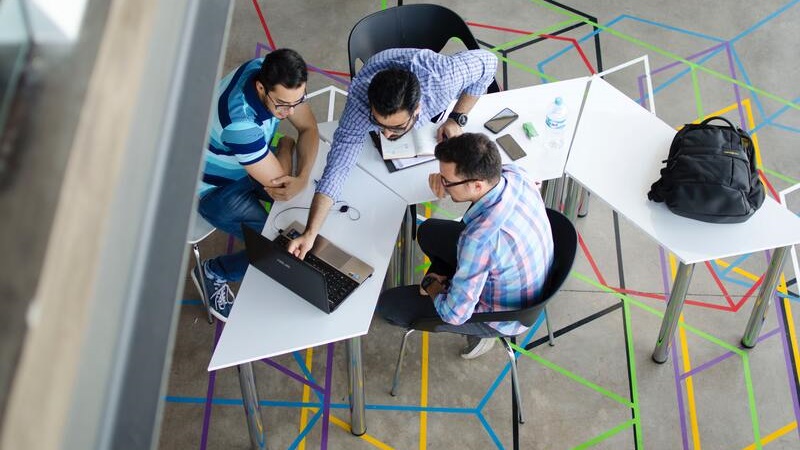 Networking: el arte de construir redes de contactos | JivoChat