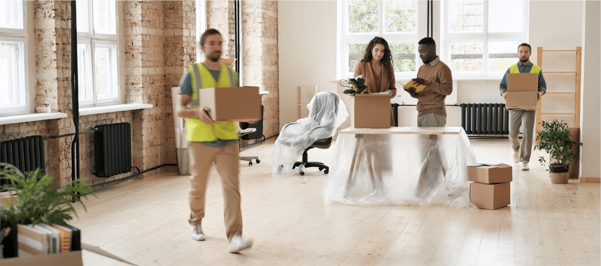 Choosing the Right Office Moving Company: A Guide for a Seamless Relocation