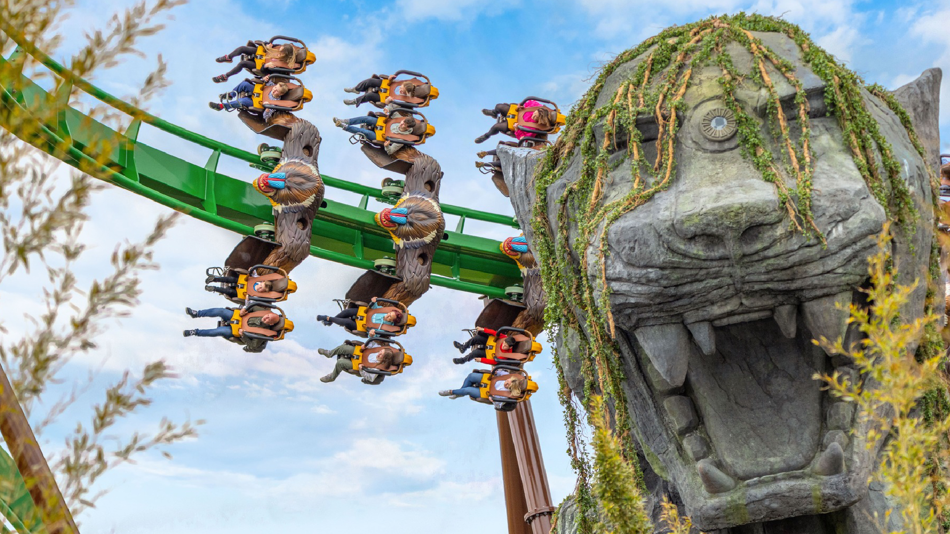 Chessington Zoo World Inside Chessington World Of Adventures 
