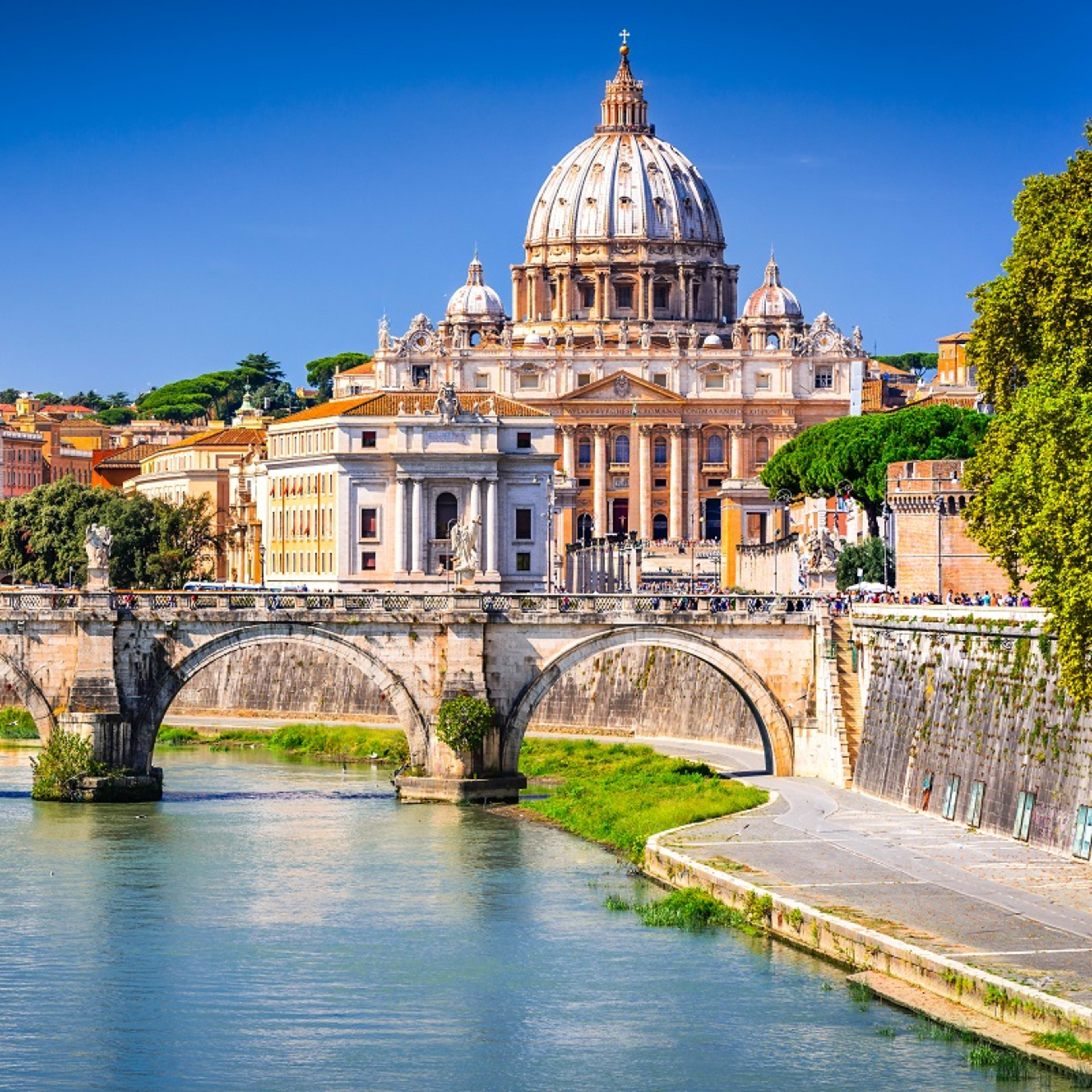 FAQs and Contact Us | Omnia Vatican & Rome Pass
