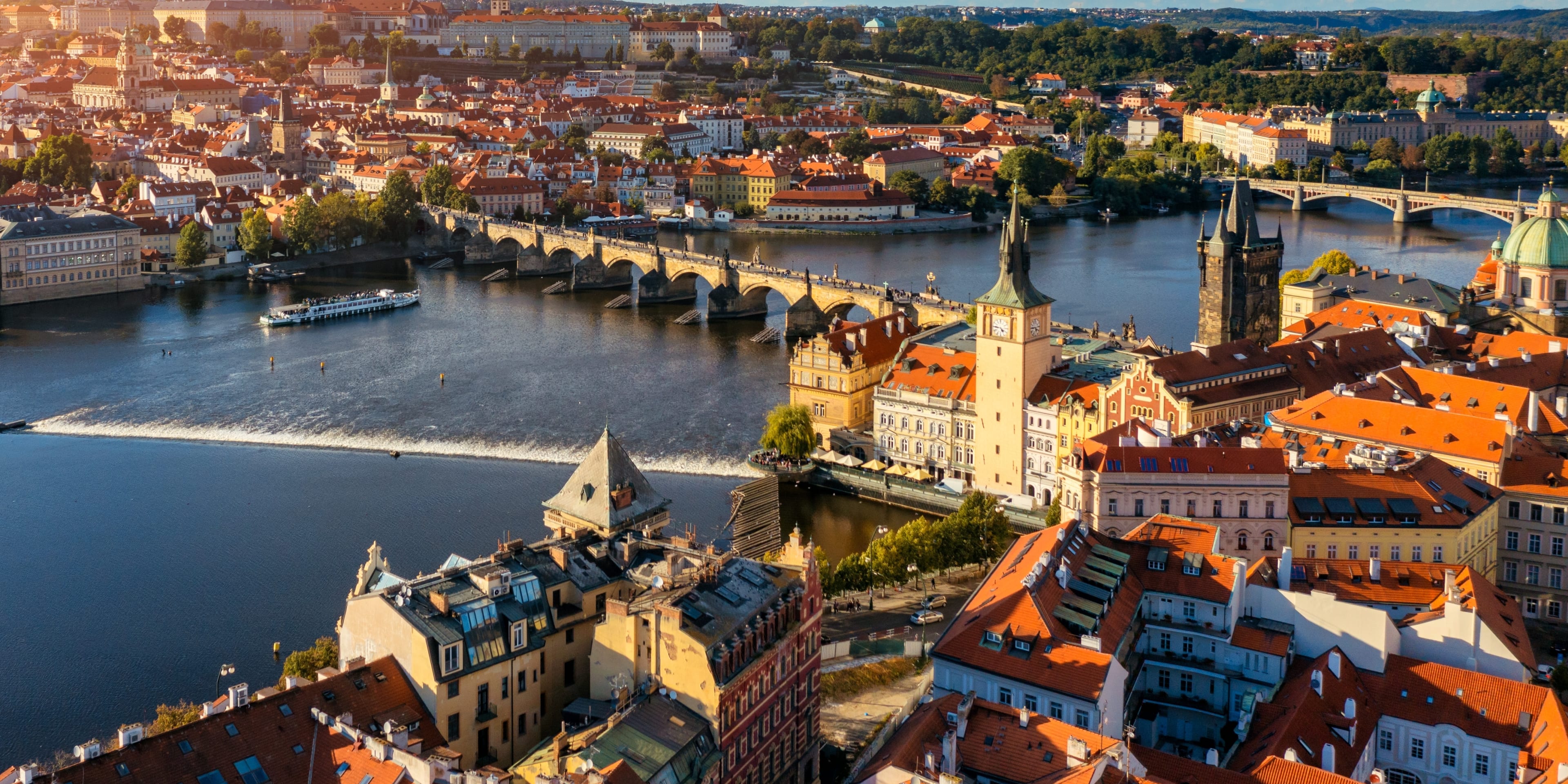 Complete Guide to Prague Castle and St. Vitus Cathedral | Go City®