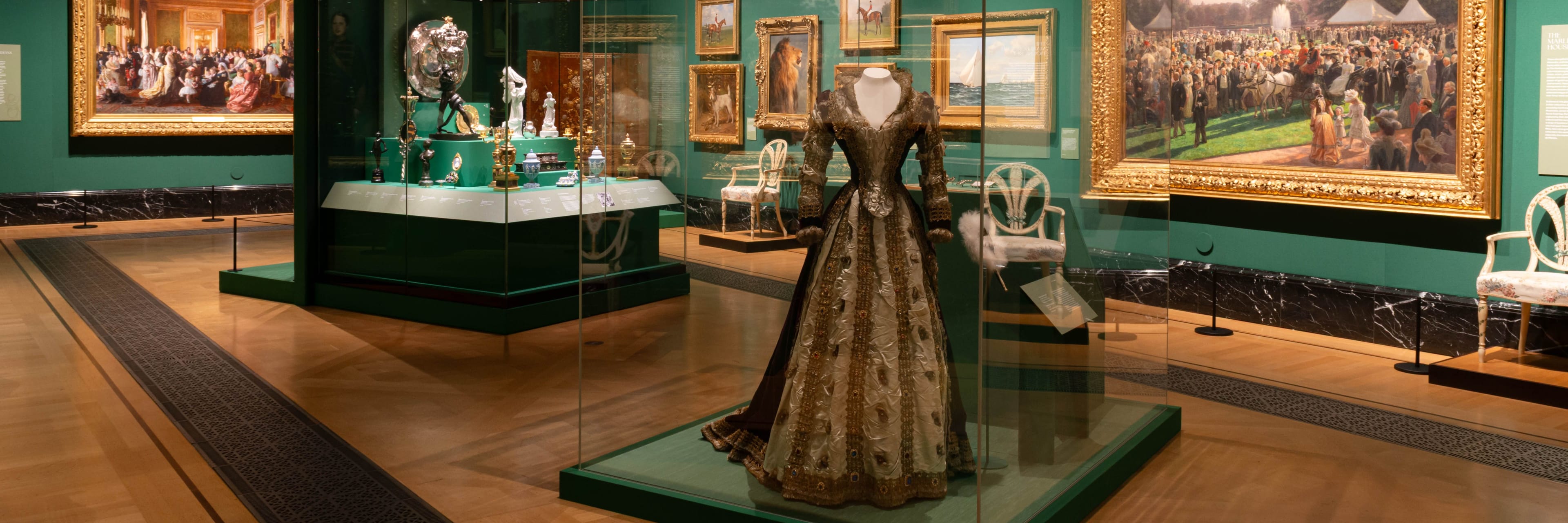 The King’s Gallery, Buckingham Palace | The London Pass®