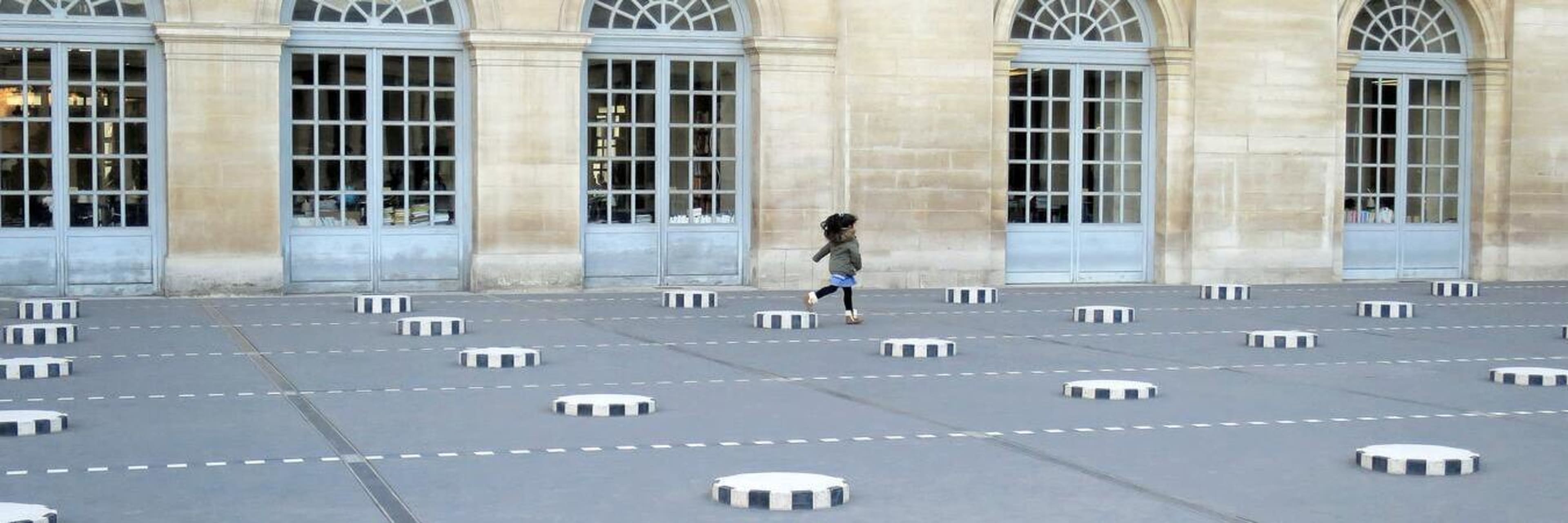 Paris TV Character Walking Tour | Paris Pass®