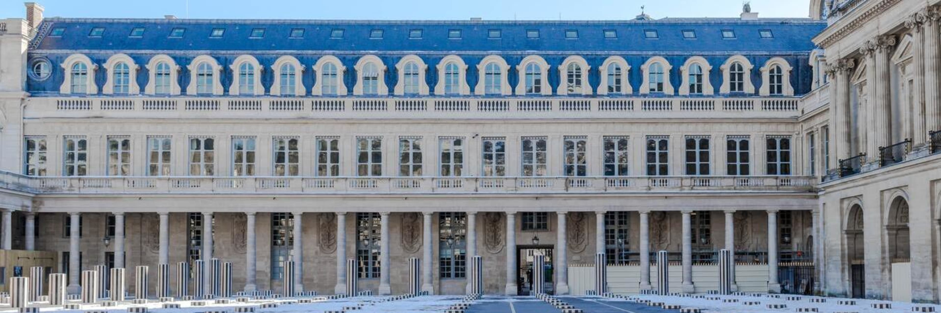 Paris TV Character Walking Tour | Go City®