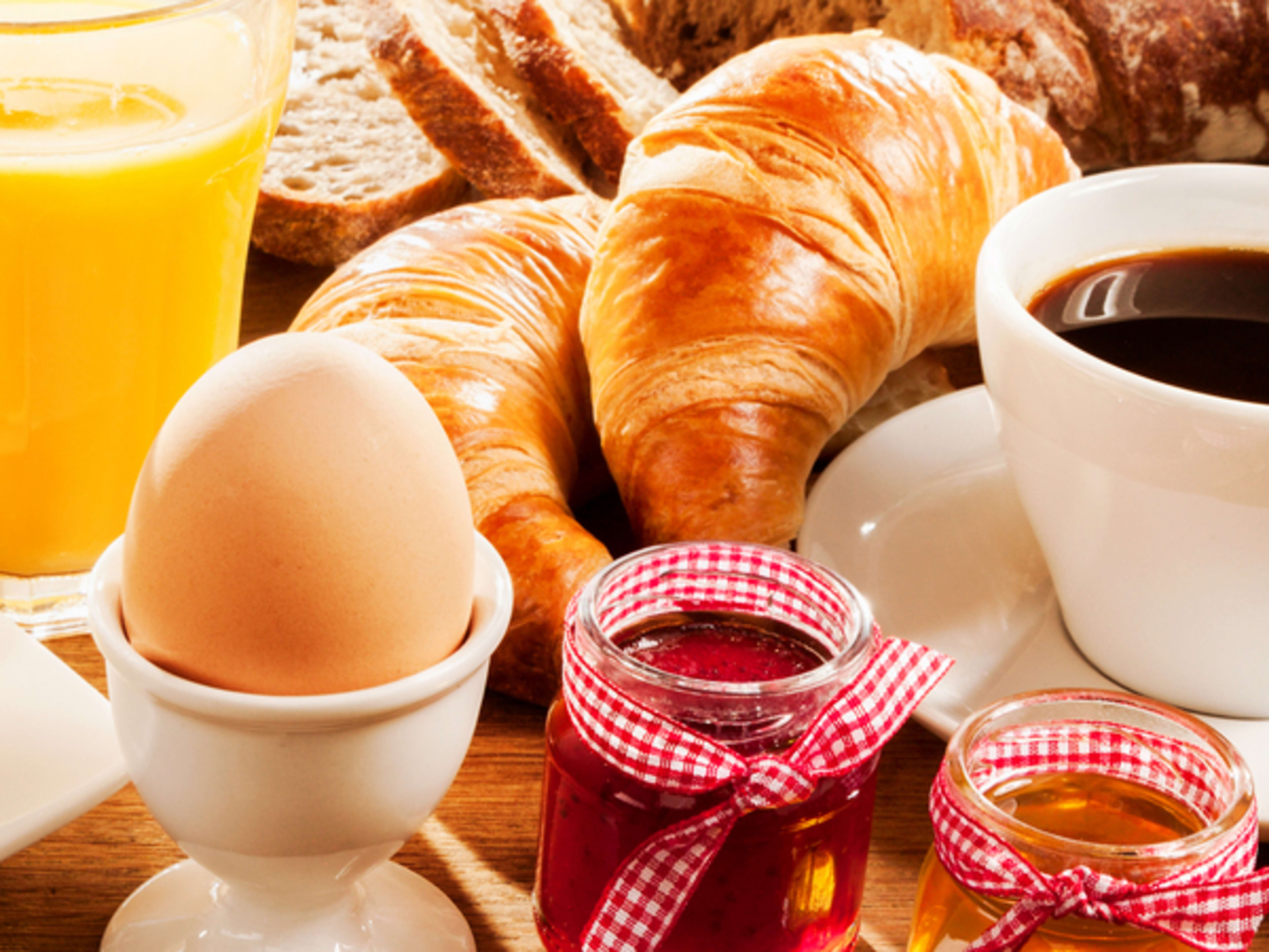 Best Breakfasts in Amsterdam - Public Transport | Go City®