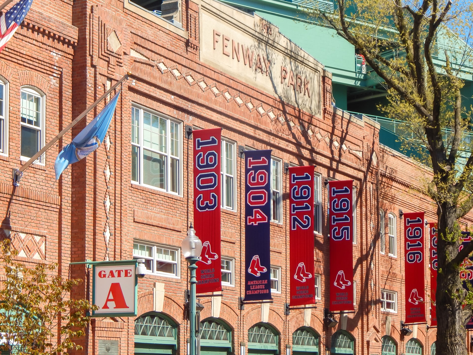10+ Things to Do Near Fenway Park & Boston's Back Bay