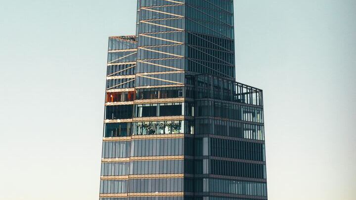 SUMMIT One Vanderbilt vs The Edge Comparison | New York Pass®