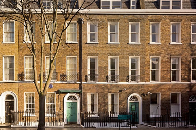 10 datos curiosos sobre Charles Dickens en Londres| The London Pass®