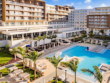 Embassy Suites by Hilton Aruba Resort, Oranjestad