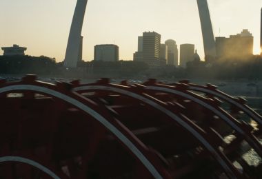 Oct 28, 1965 CE: Gateway Arch Completed | National Geographic Society