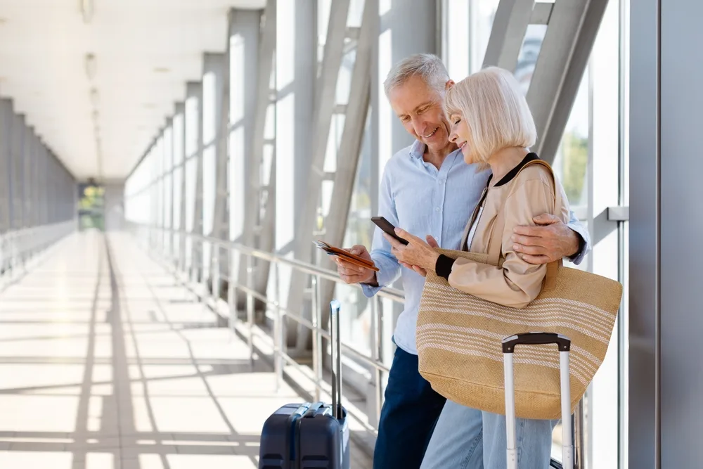 10 essential travel hacks | AllClear