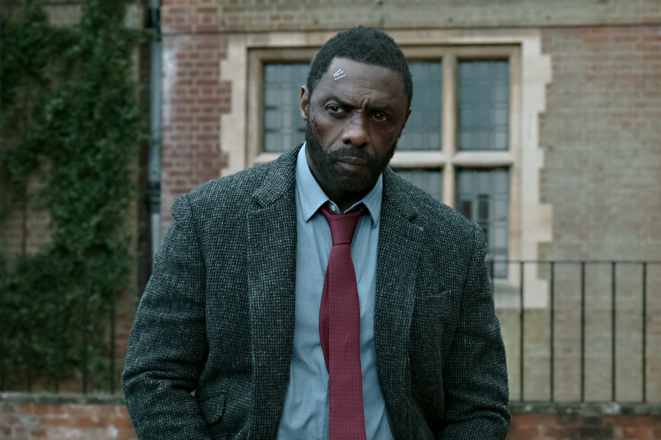 Idris Elba and Neil Cross set for second 'Luther' film at Netflix ...