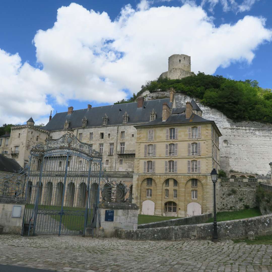 La Roche-Guyon Castle | VisitParisRegion