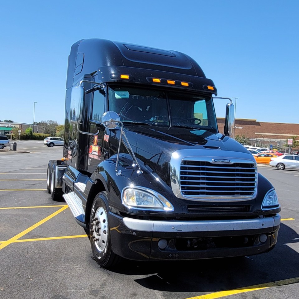 2016 FREIGHTLINER COLUMBIA 120 GLIDER Sleeper Truck, in Hampton, GA ...