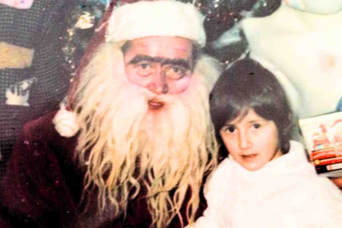 15 Scary Santa Photos That Will Keep You Up On Christmas Eve