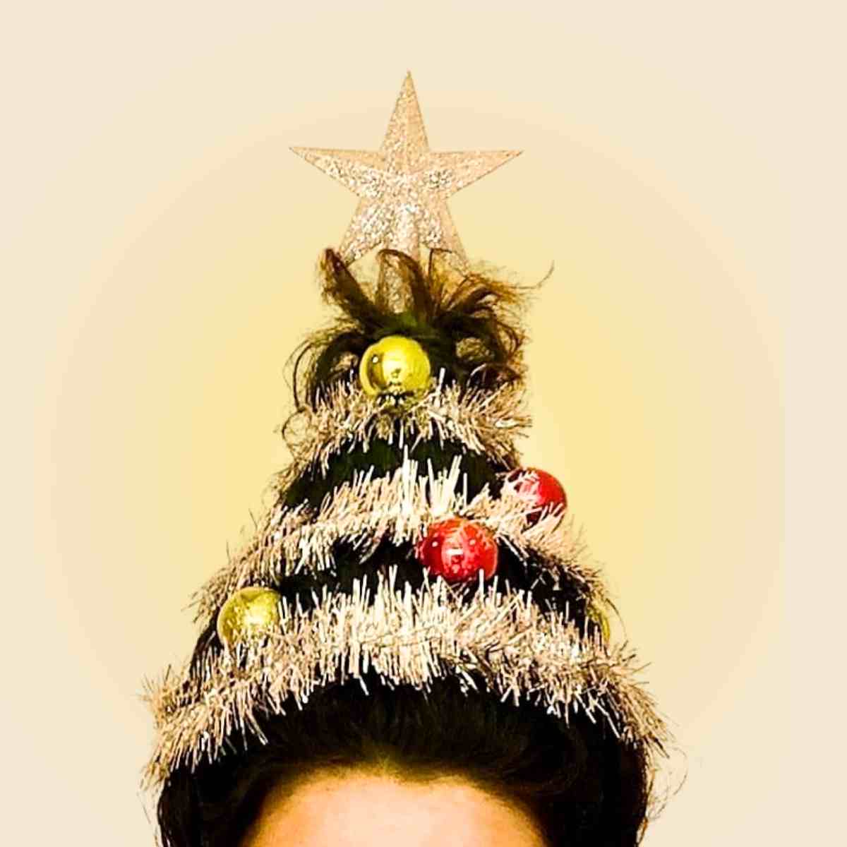 How To Make A Christmas Tree Hairstyle – Yes, It’s A Thing!
