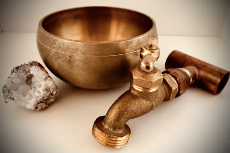 ULTIMATE GUIDE TO DRAGON HOARDING - DR. S.K. BURKMAN