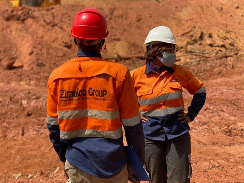 Pourquoi la couleur rouge du casque HSE ou HSSE - ZVENIA