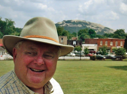 Gourmet Tailgaiting – Game Day Feast