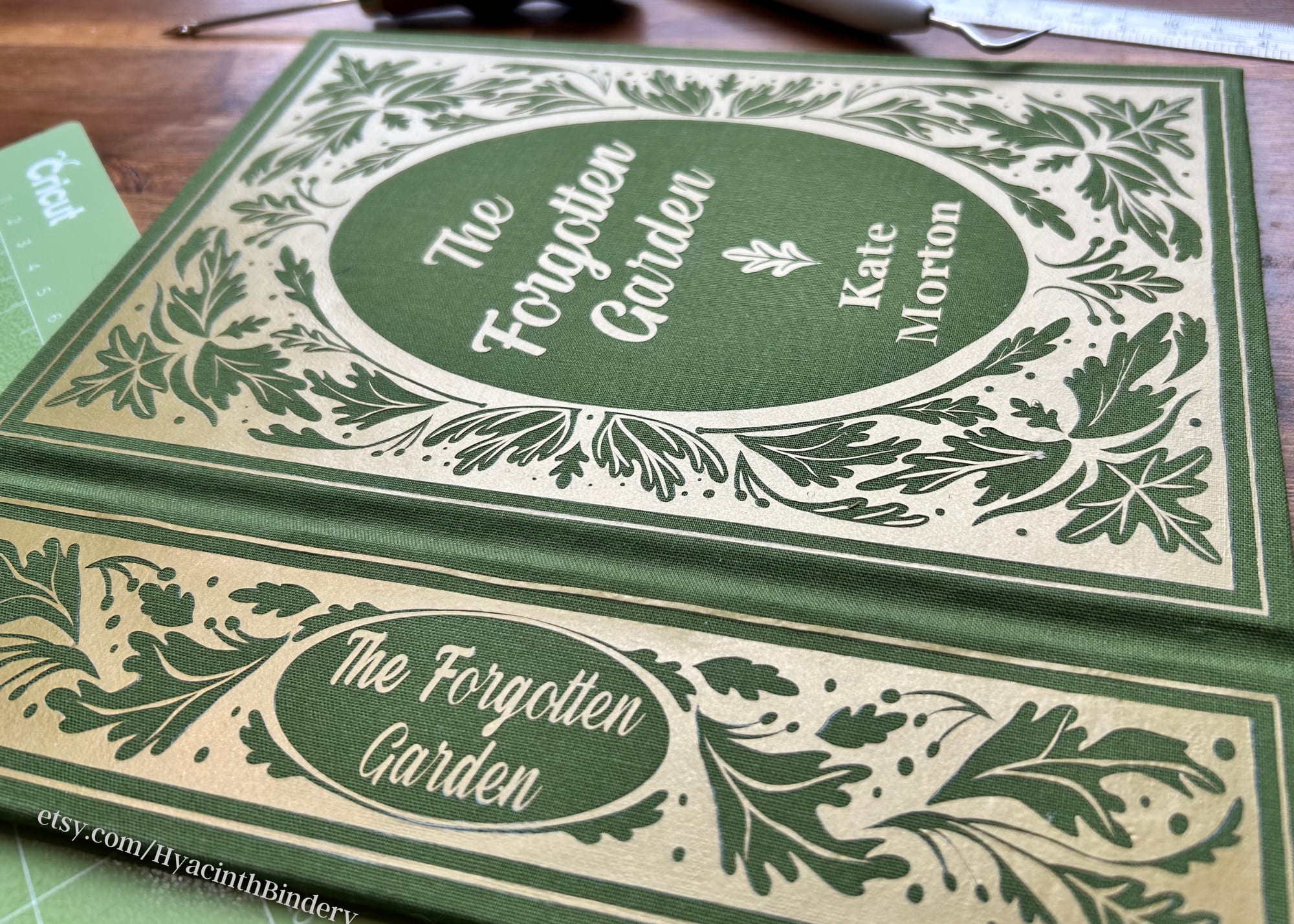 Oak Leaf -Book Cover and Spine SVG - Hyacinth Bindery