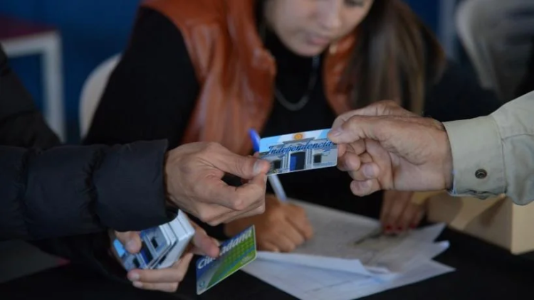 Ante la gran demanda, AETAT tuvo que agregar 3.000 tarjetas ...