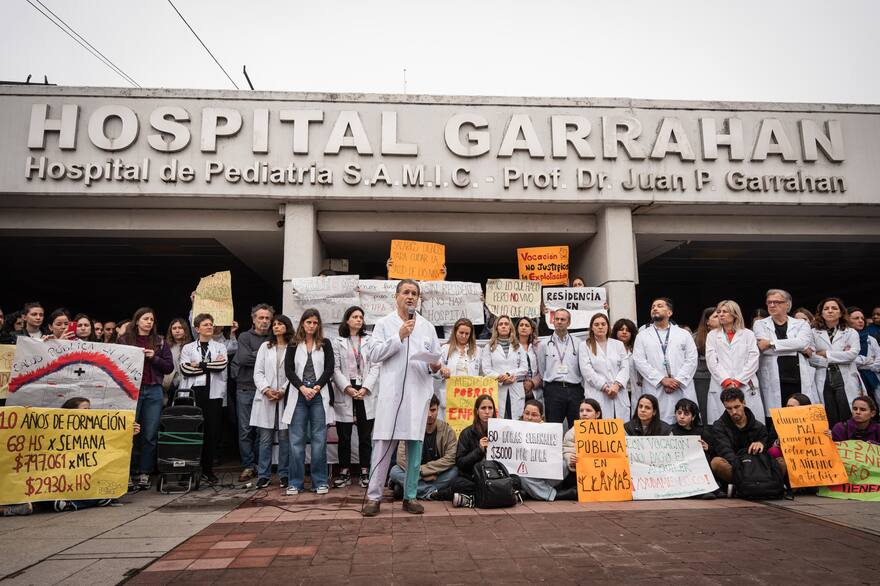 Médicos del Garrahan le piden a Jaldo que apoye el proyecto de emergencia pediátrica | Tendencia ...