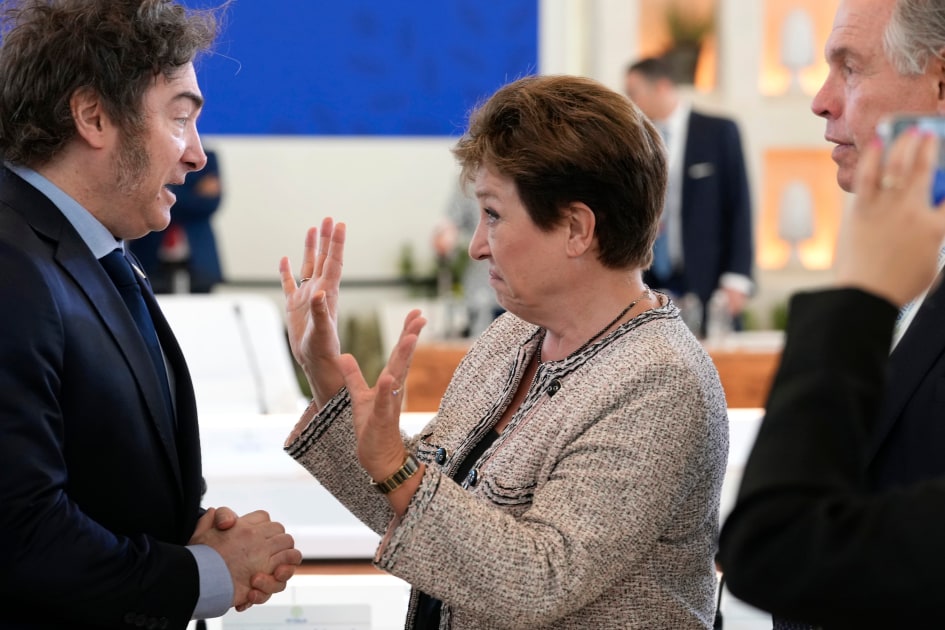 Milei y Caputo se reunirán recién el martes con la jefa del FMI ...