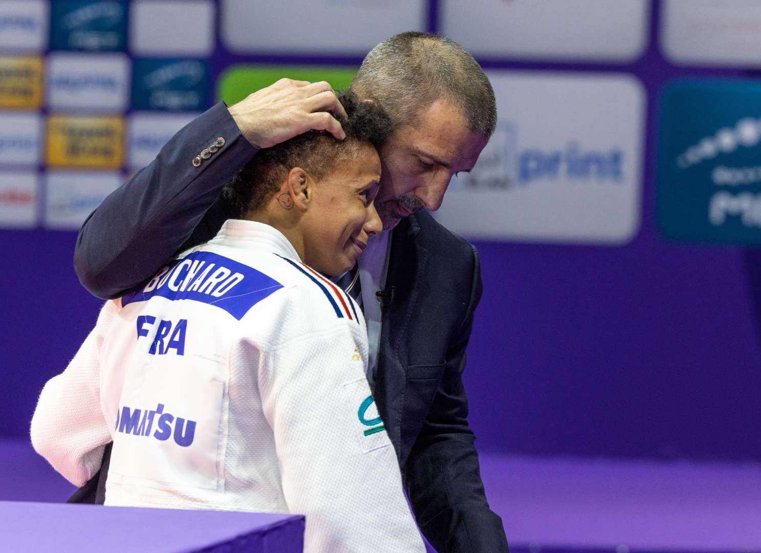 -52kg: Queen Abe’s Golden Quadruple / IJF.org