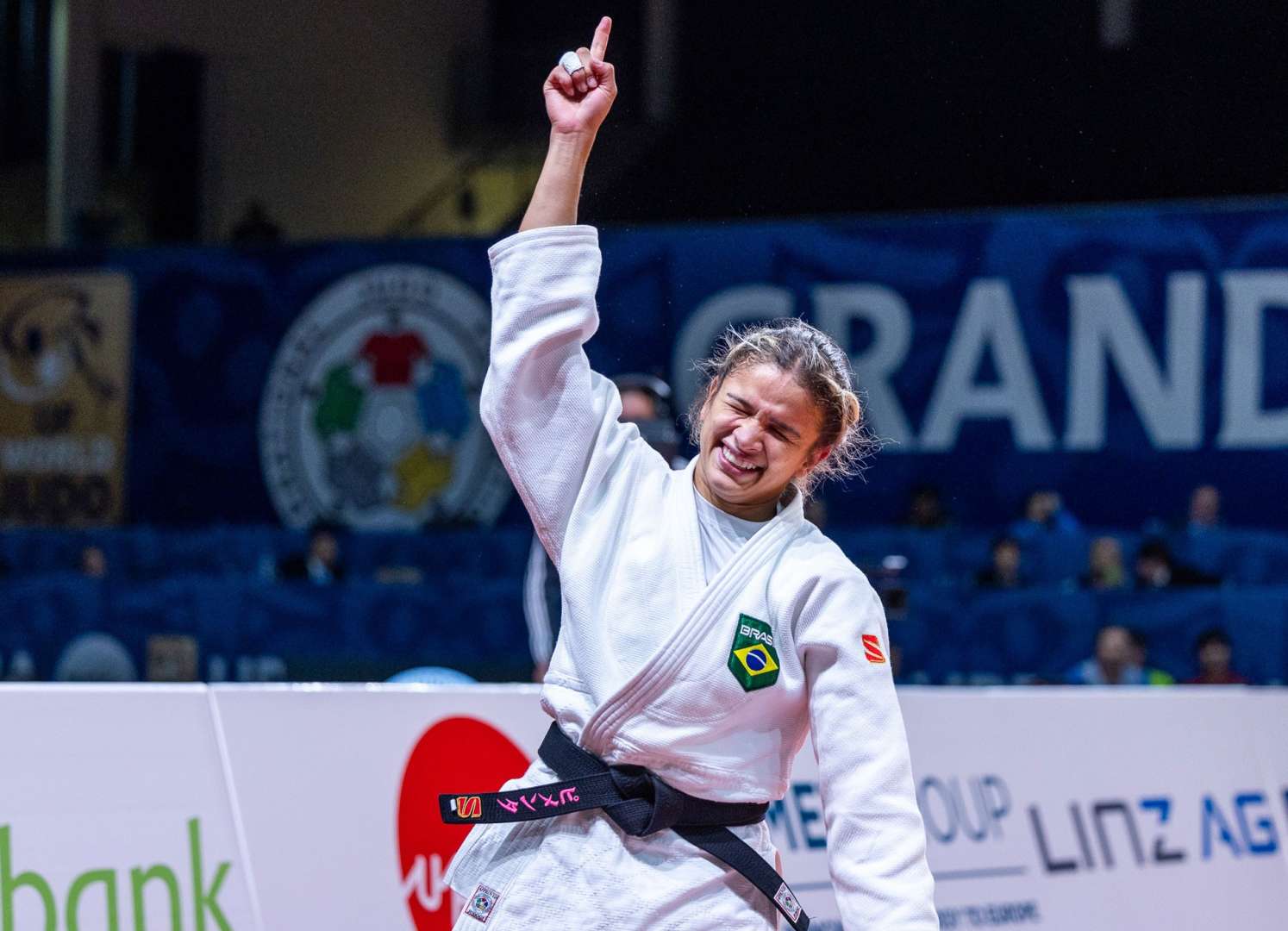 -52kg: Pimenta Collects Precious Points in Linz / IJF.org