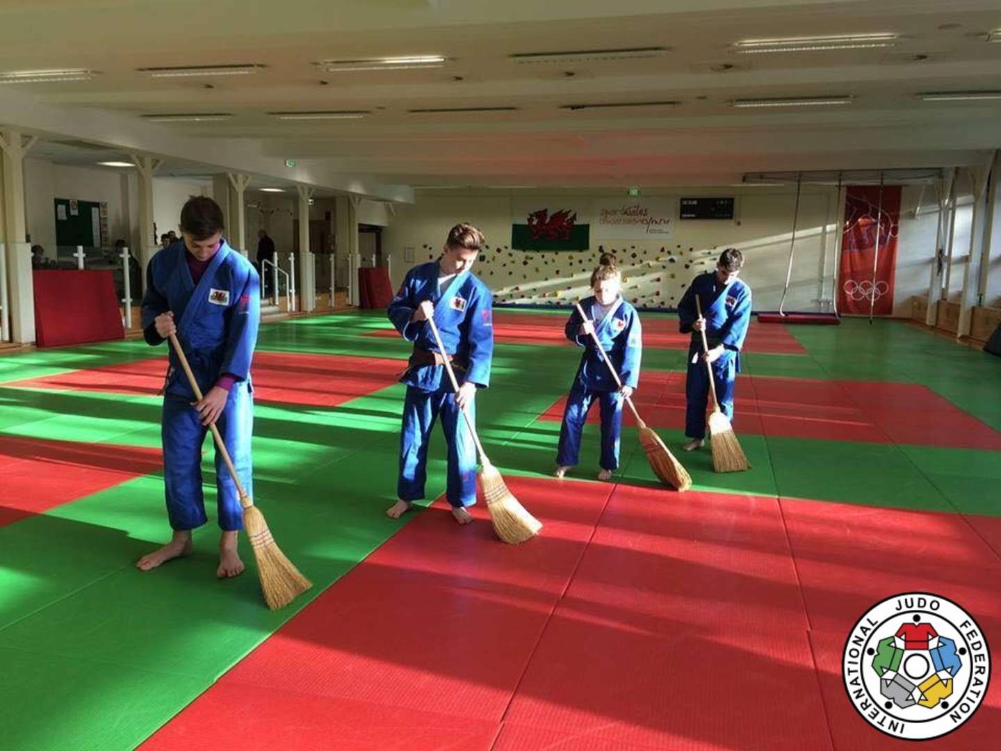 Free adult judo sessions in Cardiff in October / IJF.org