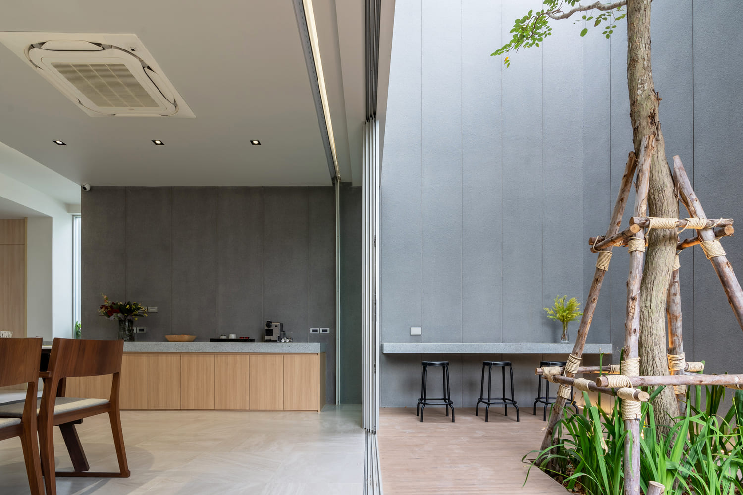 Mit Chit House: Explore looklen architects' masterpiece of innovative ...