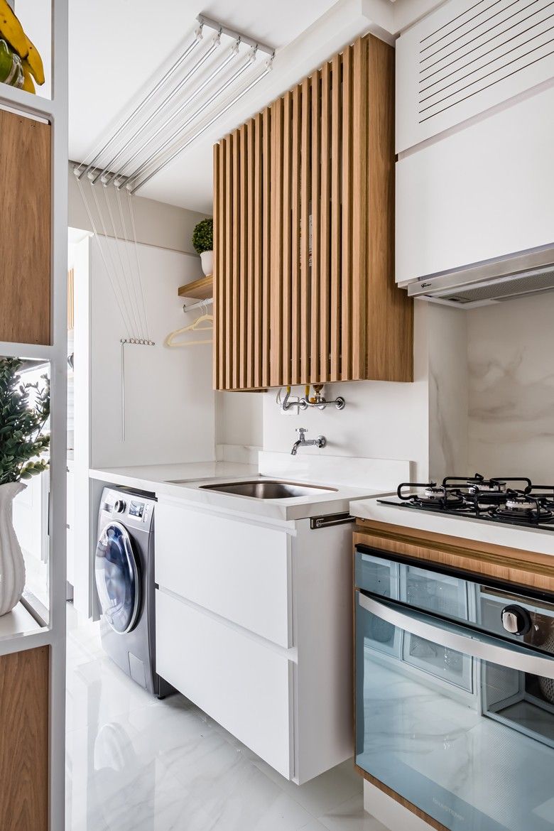 Maximize small spaces with innovative design solutions for compact living