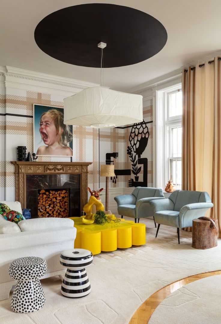 7 Trendy seating arrangements for a stunning living room makeover.