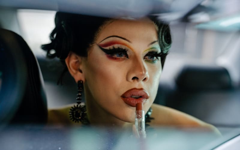 Montana First U.S. State To Ban Drag Performers From Reading To ...