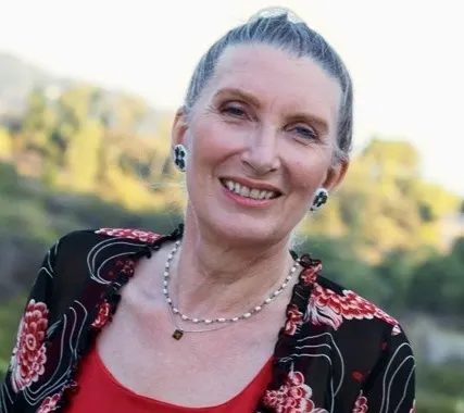 Mary G. | Therapist in California | LGBTQ Therapy Space