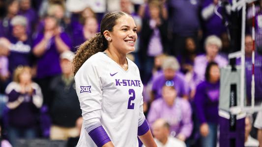 Volleyball Star: Aliyah Carter - Winning Her Way