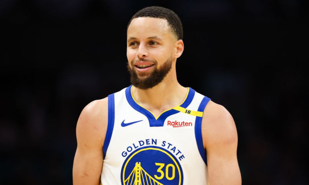 Steph Curry Invests in Unrivaled Basketball, Elevating the Game