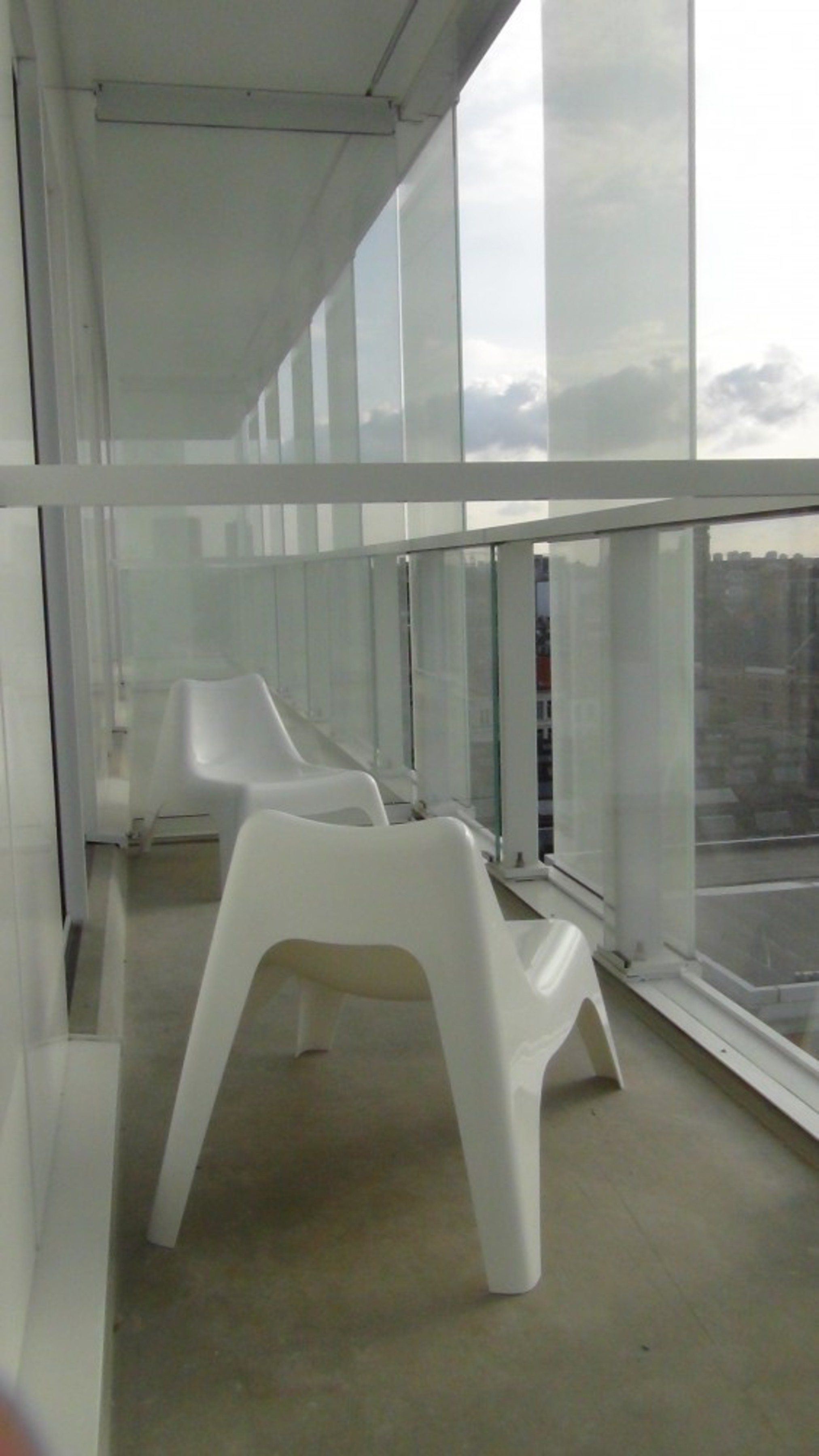 Zonnige, modern ingerichte studio (op 7de verdieping) voor 2 personen ...